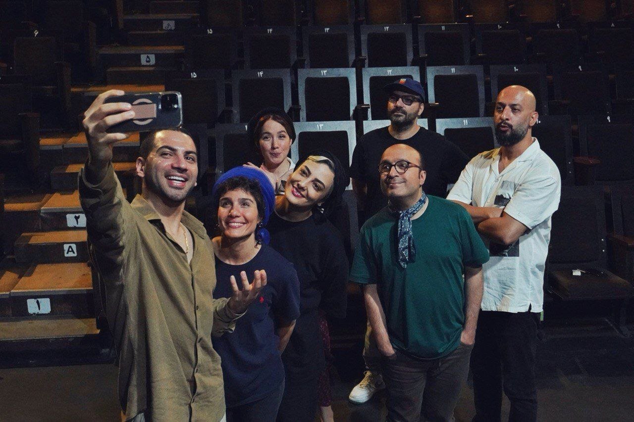 شروع بلیط "Semi -dark Moon"/ معرفی عوامل و بازیگران